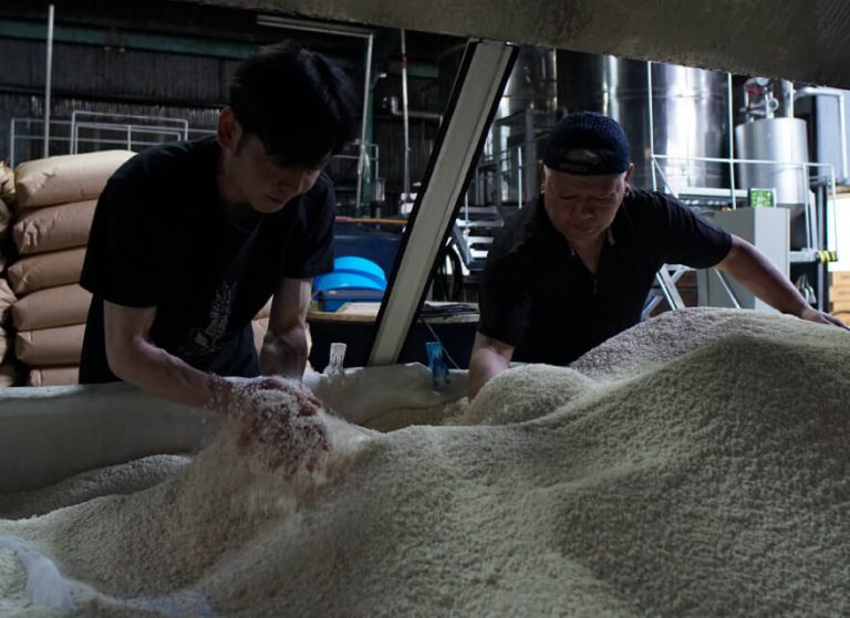 Making Shochu - Kagoshima Shochu Makers Association